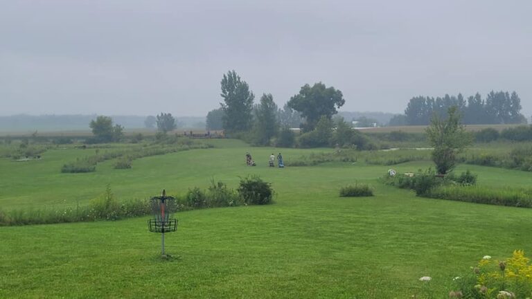 Best Disc Golf Courses in the USA: The Top 15 List - ListsForAll.com